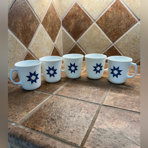 Corelle | Dining | Vintage Corning Corelle Blue Star Quilt Pattern Mugs ...